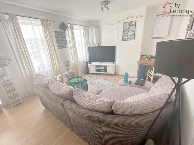 2 bedroom apartment to rent
