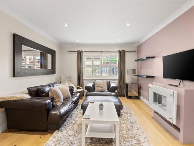 2 bedroom apartment to rent
