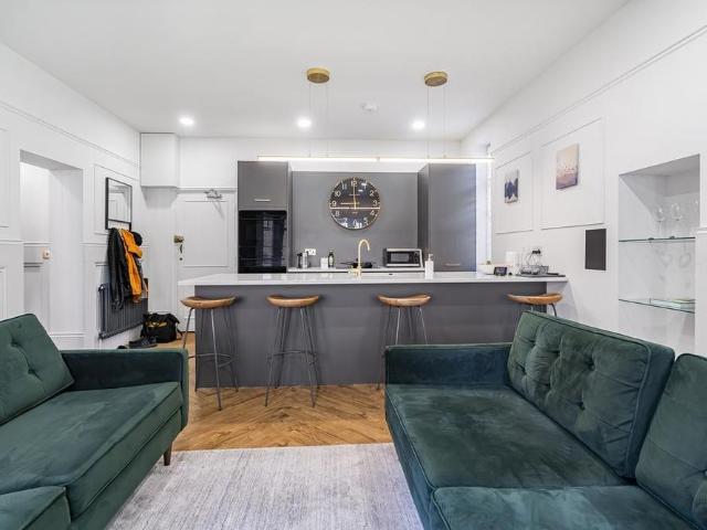 2 bedroom apartment to rent