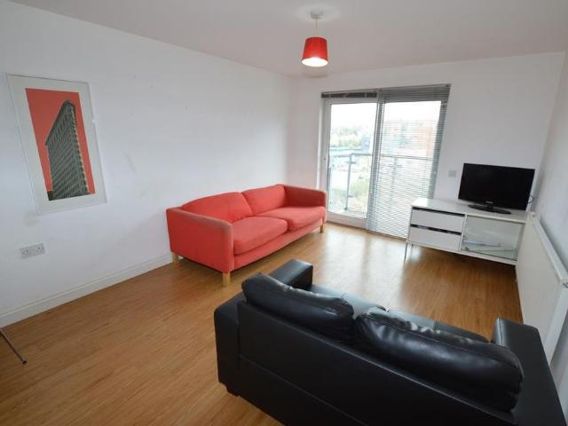 2 bedroom apartment to rent