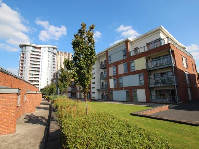 2 bedroom apartment to rent