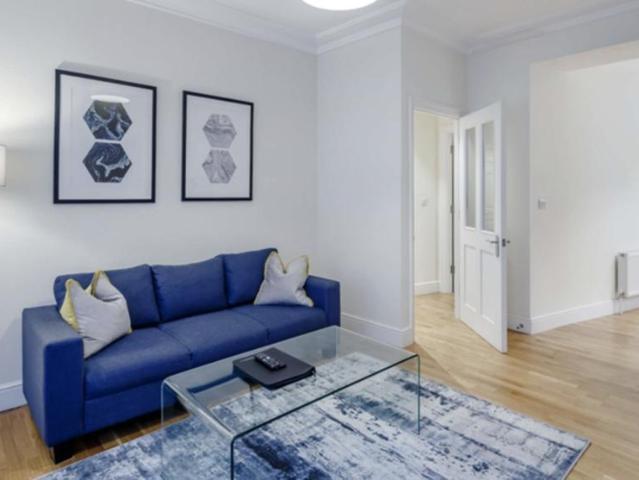 2 bedroom apartment to rent