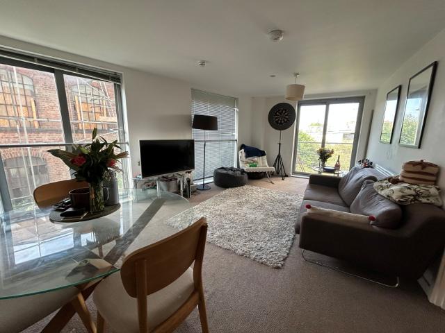 2 bedroom apartment to rent