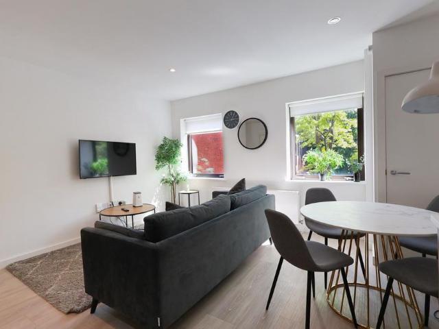 2 bedroom apartment to rent