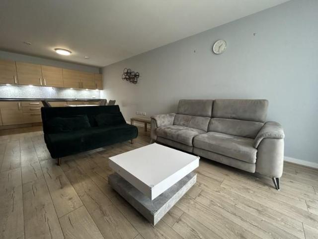 2 bedroom apartment to rent