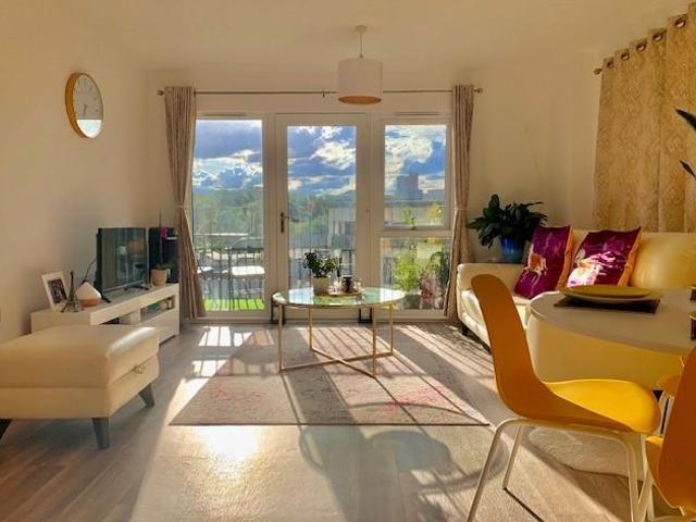 2 bedroom apartment to rent