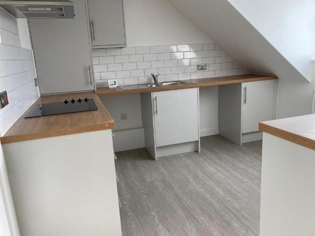 2 bedroom apartment to rent