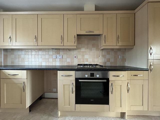 2 bedroom apartment to rent