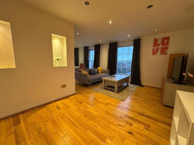 2 bedroom apartment to rent