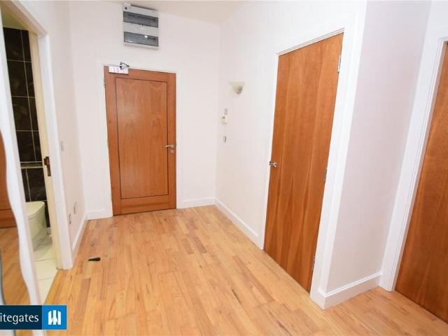 2 bedroom apartment to rent