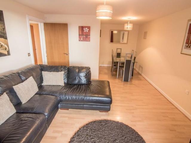 2 bedroom apartment to rent