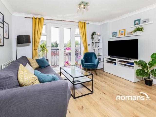 2 bedroom apartment to rent