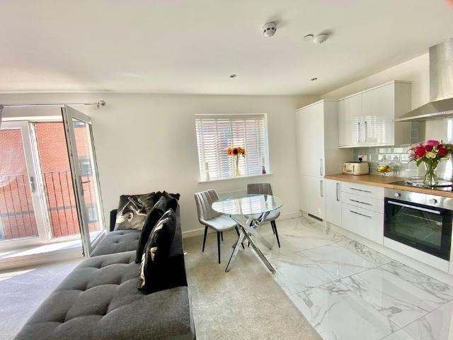 2 bedroom apartment to rent