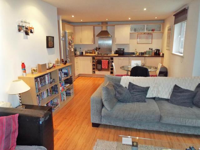 2 bedroom apartment to rent
