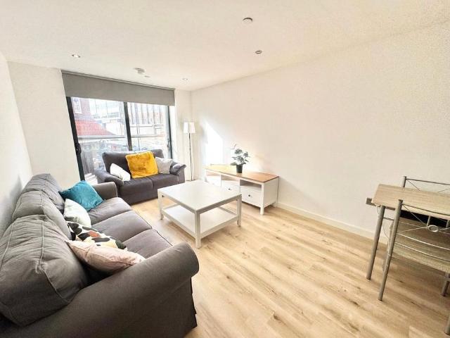 2 bedroom apartment to rent