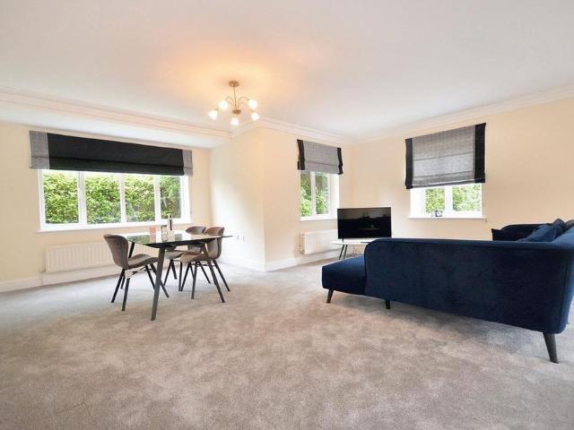 2 bedroom apartment to rent