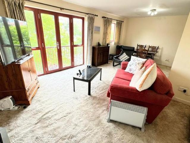 2 bedroom apartment to rent
