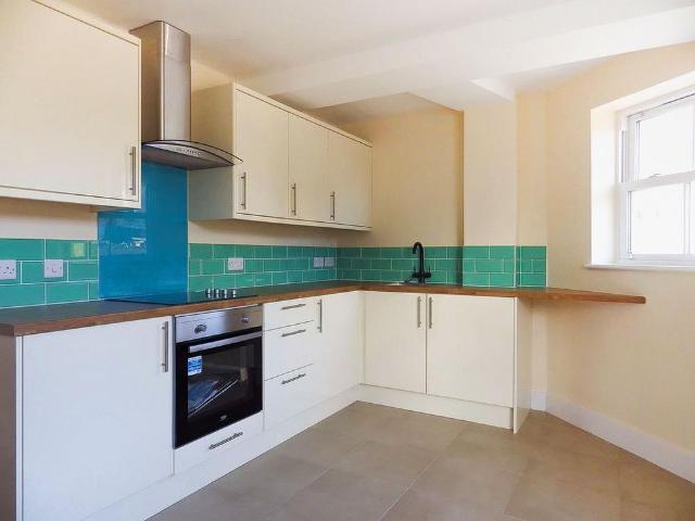 2 bedroom apartment to rent