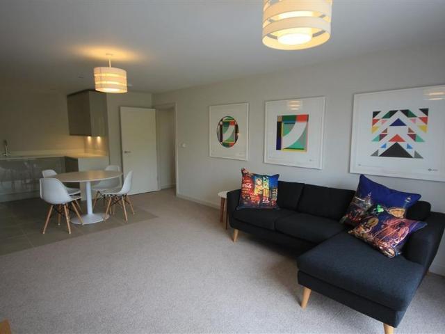 2 bedroom apartment to rent