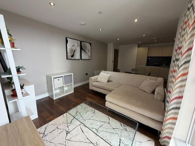 2 bedroom apartment to rent
