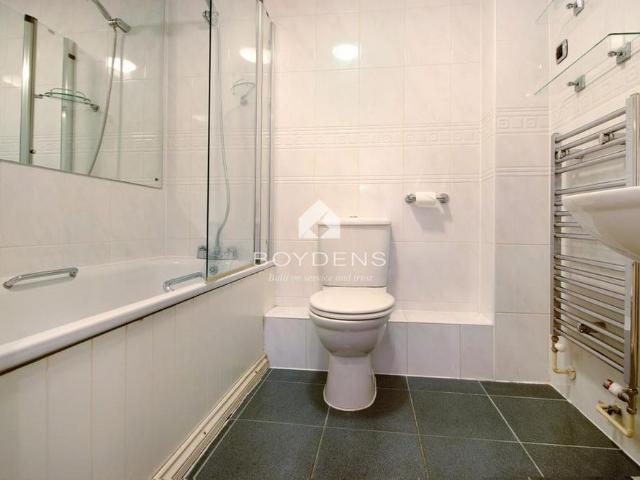 2 bedroom apartment to rent