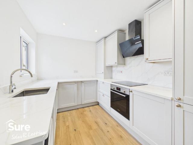 2 bedroom apartment to rent