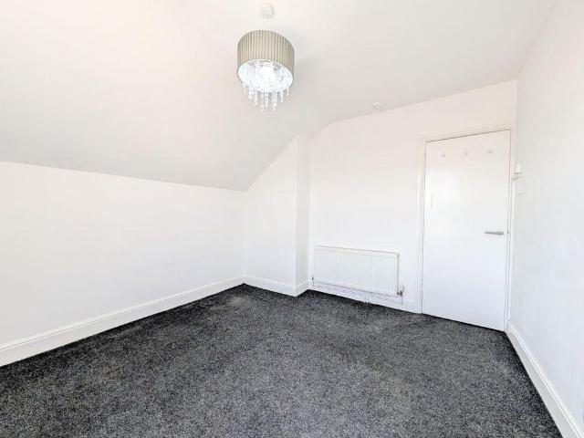 2 bedroom apartment to rent