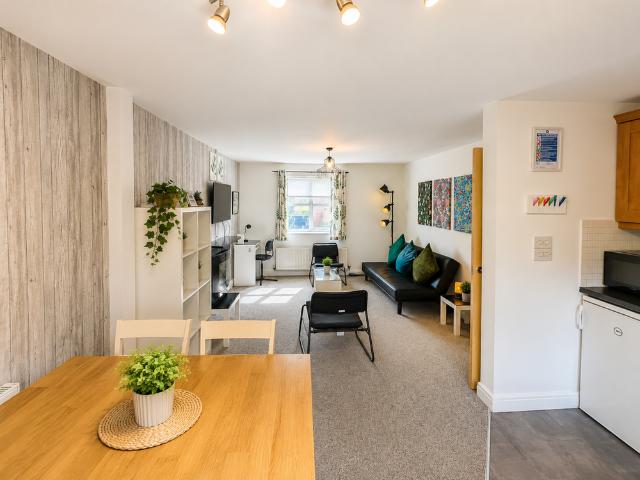 2 bedroom apartment to rent