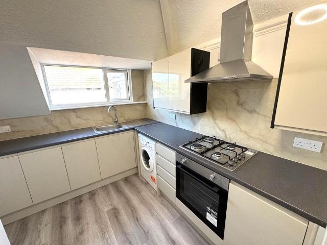 2 bedroom apartment to rent