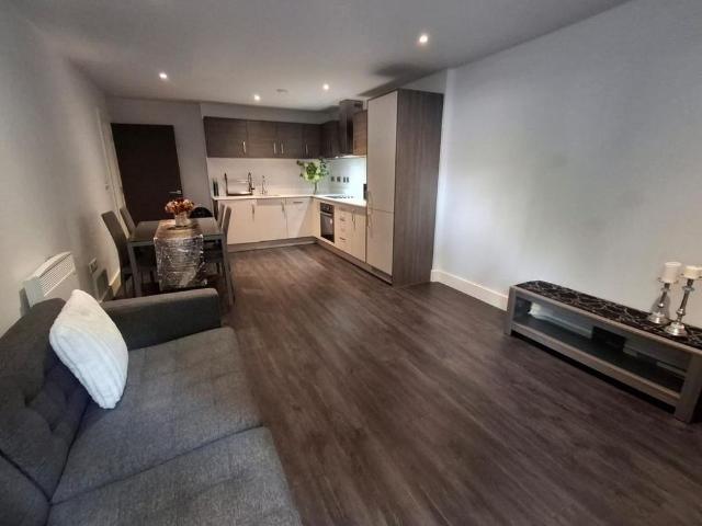 2 bedroom apartment to rent