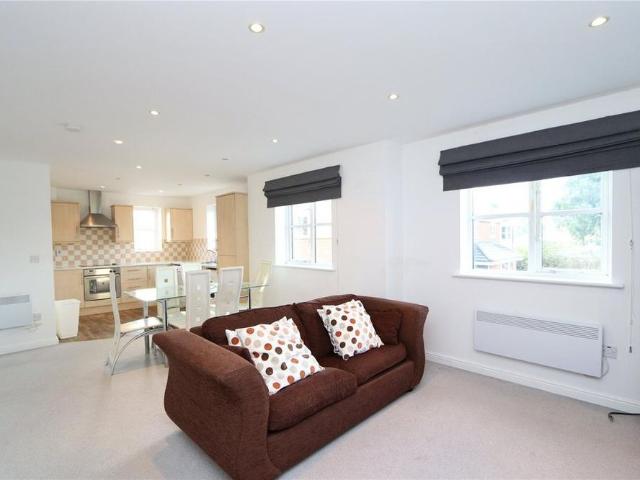 2 bedroom apartment to rent