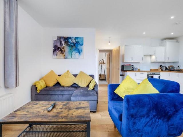 2 bedroom apartment to rent