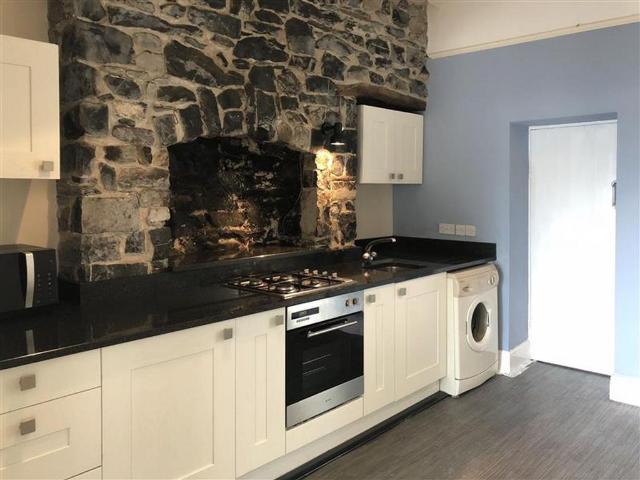 2 bedroom apartment to rent