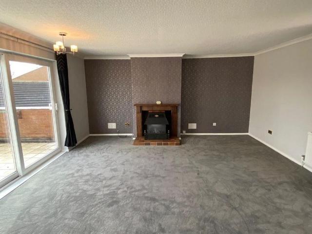 2 bedroom apartment to rent