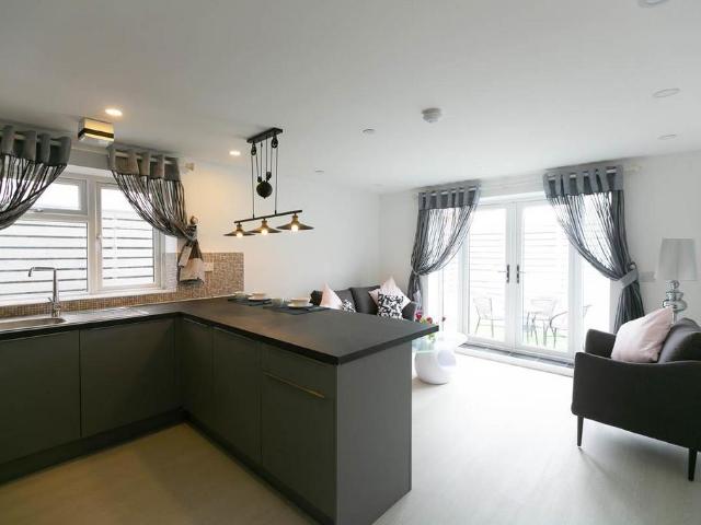2 bedroom apartment to rent