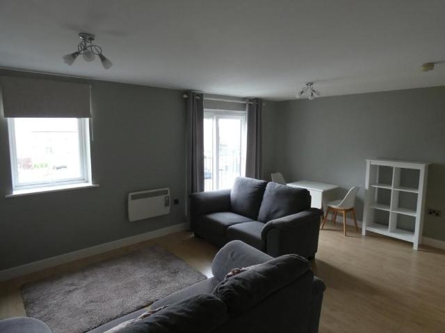 2 bedroom apartment to rent