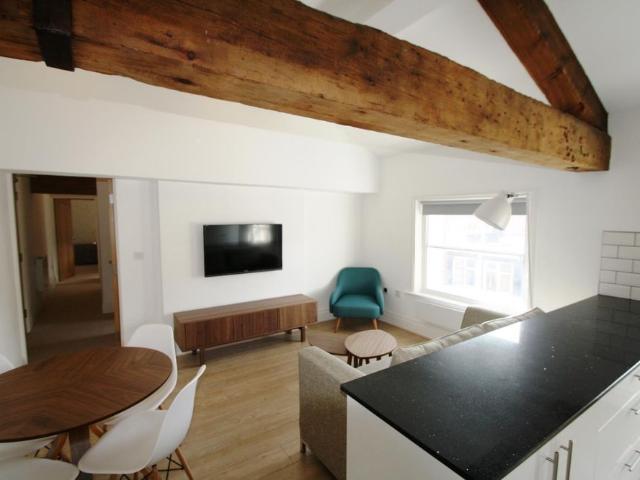 2 bedroom apartment to rent