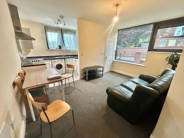 2 bedroom apartment to rent