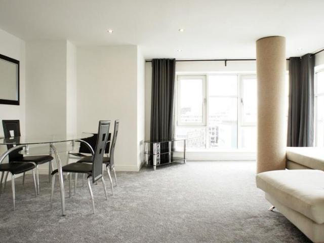 2 bedroom apartment to rent
