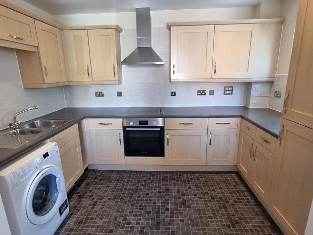 2 bedroom apartment to rent