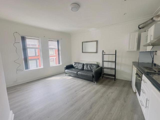 2 bedroom apartment to rent
