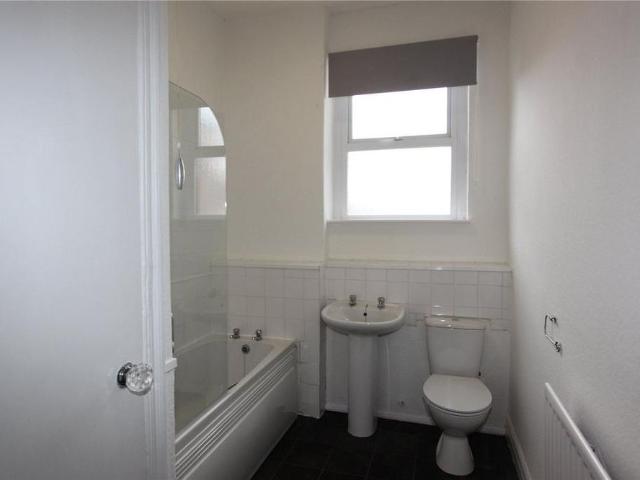 2 bedroom apartment to rent