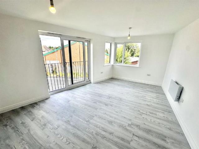 2 bedroom apartment to rent