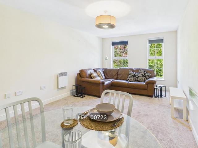 2 bedroom apartment to rent