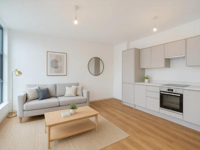 2 bedroom apartment to rent