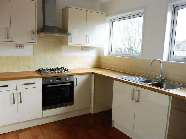 2 bedroom apartment to rent