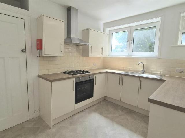 2 bedroom apartment to rent