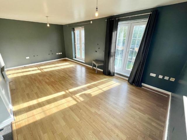 2 bedroom apartment to rent