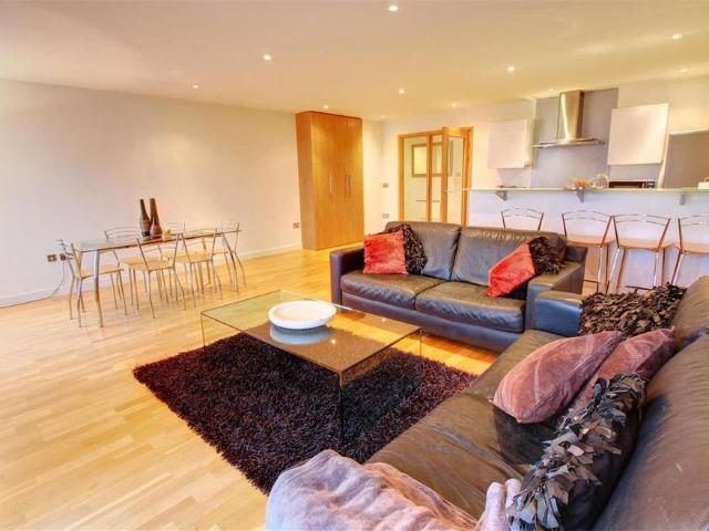 2 bedroom apartment to rent