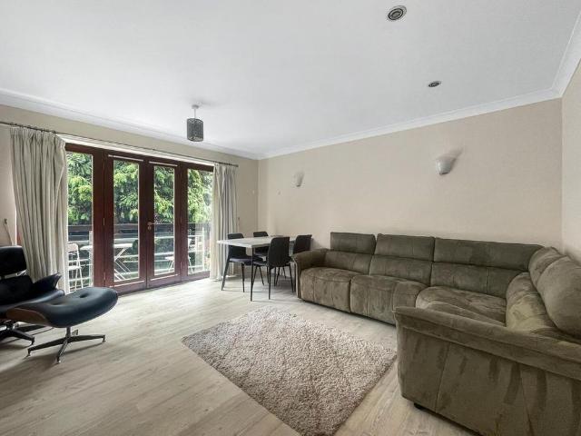 2 bedroom apartment to rent